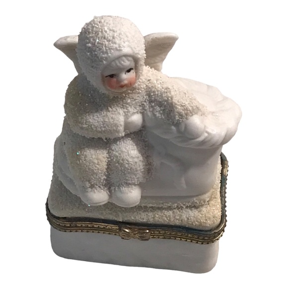 K’s Collectables | Storage & Organization | Vintage Snow Baby Angel ...